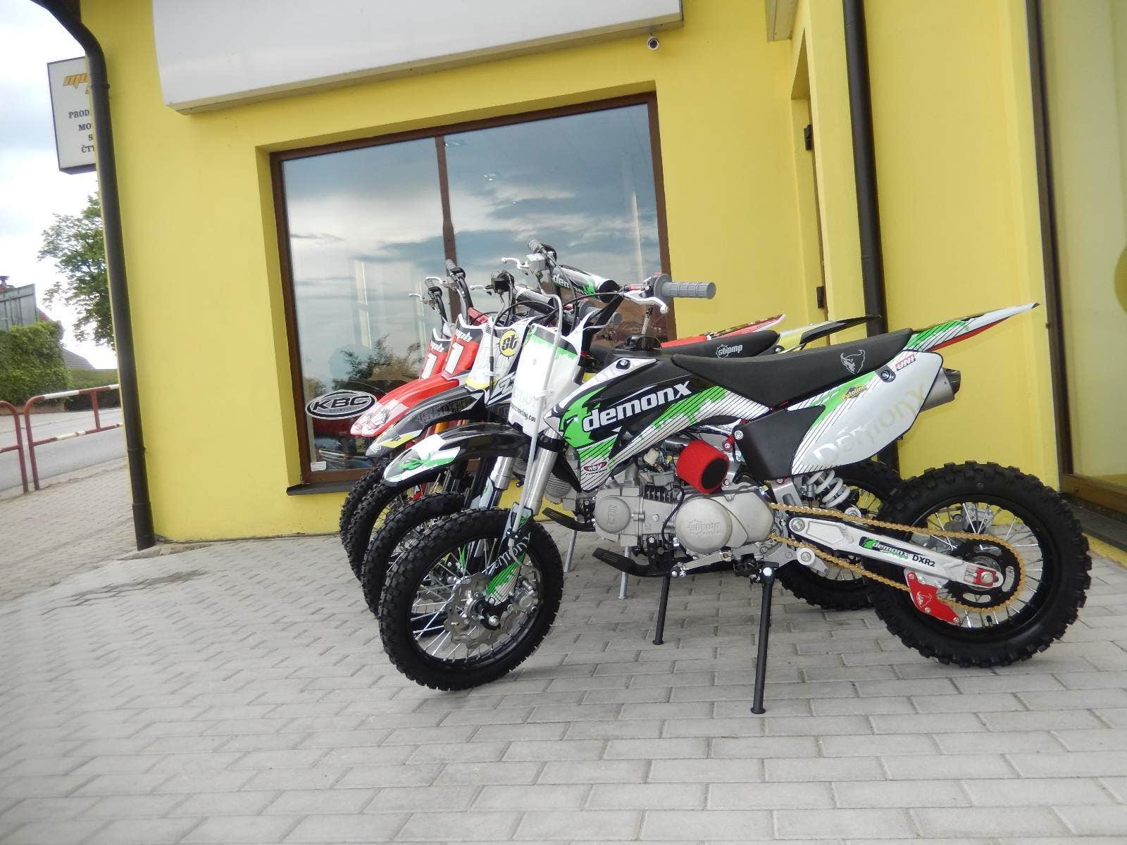 Stomp WPB Race 140 (NOVÁ, 2025), 40.990 Kč - TipMoto.com