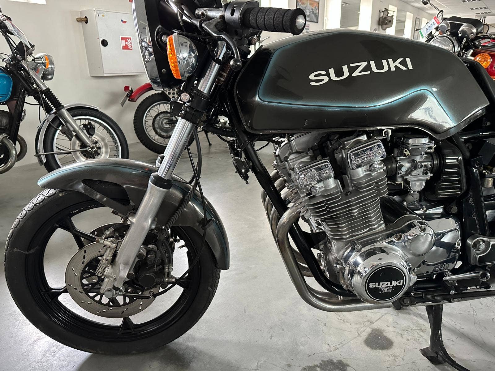 Suzuki GS 1100 (1991), 48.000 Kč - TipMoto.com