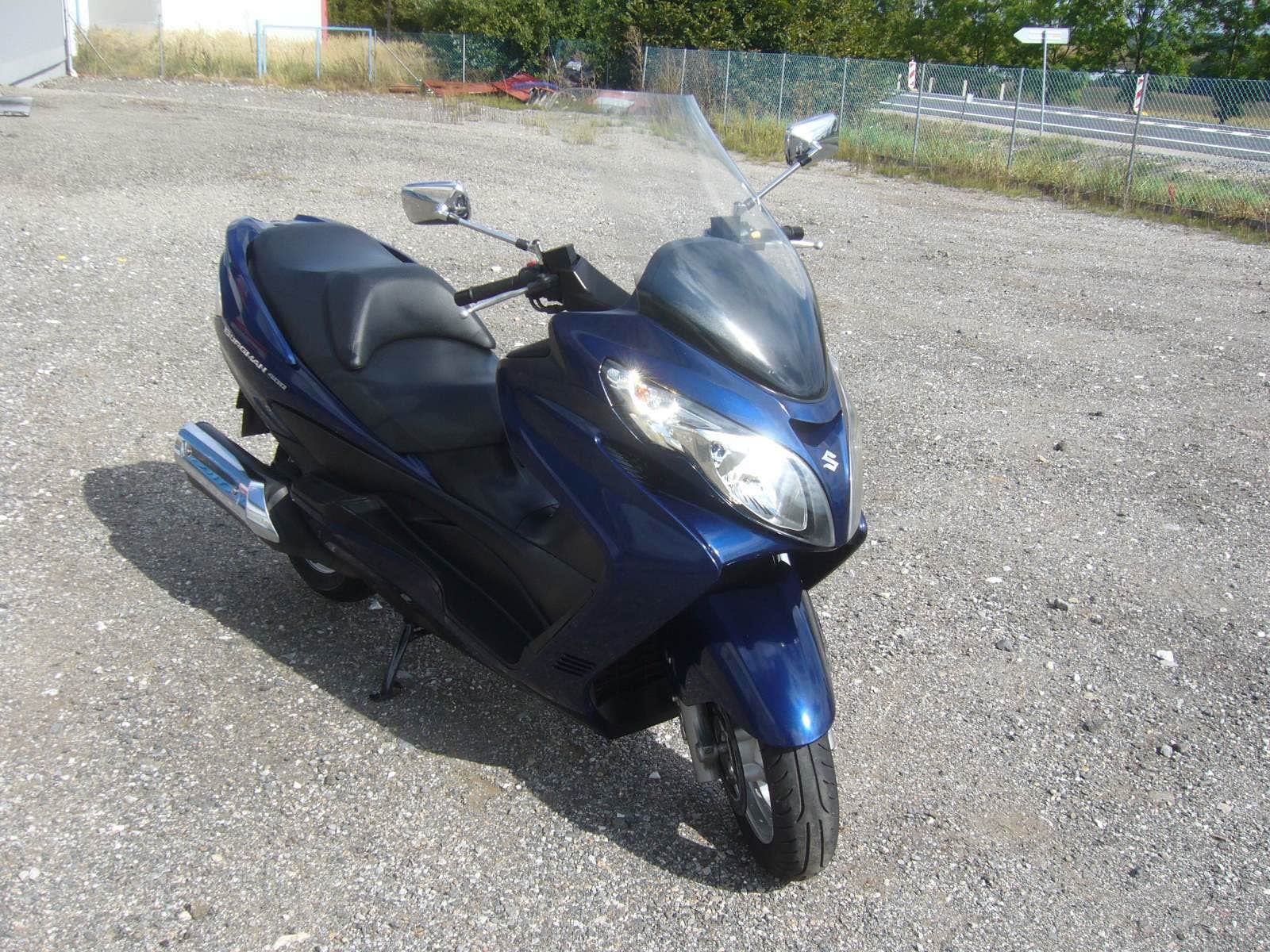 Suzuki AN400 Burgman, CZ DOKLADY TOP STAV (2008), 64.900 Kč - TipMoto.com
