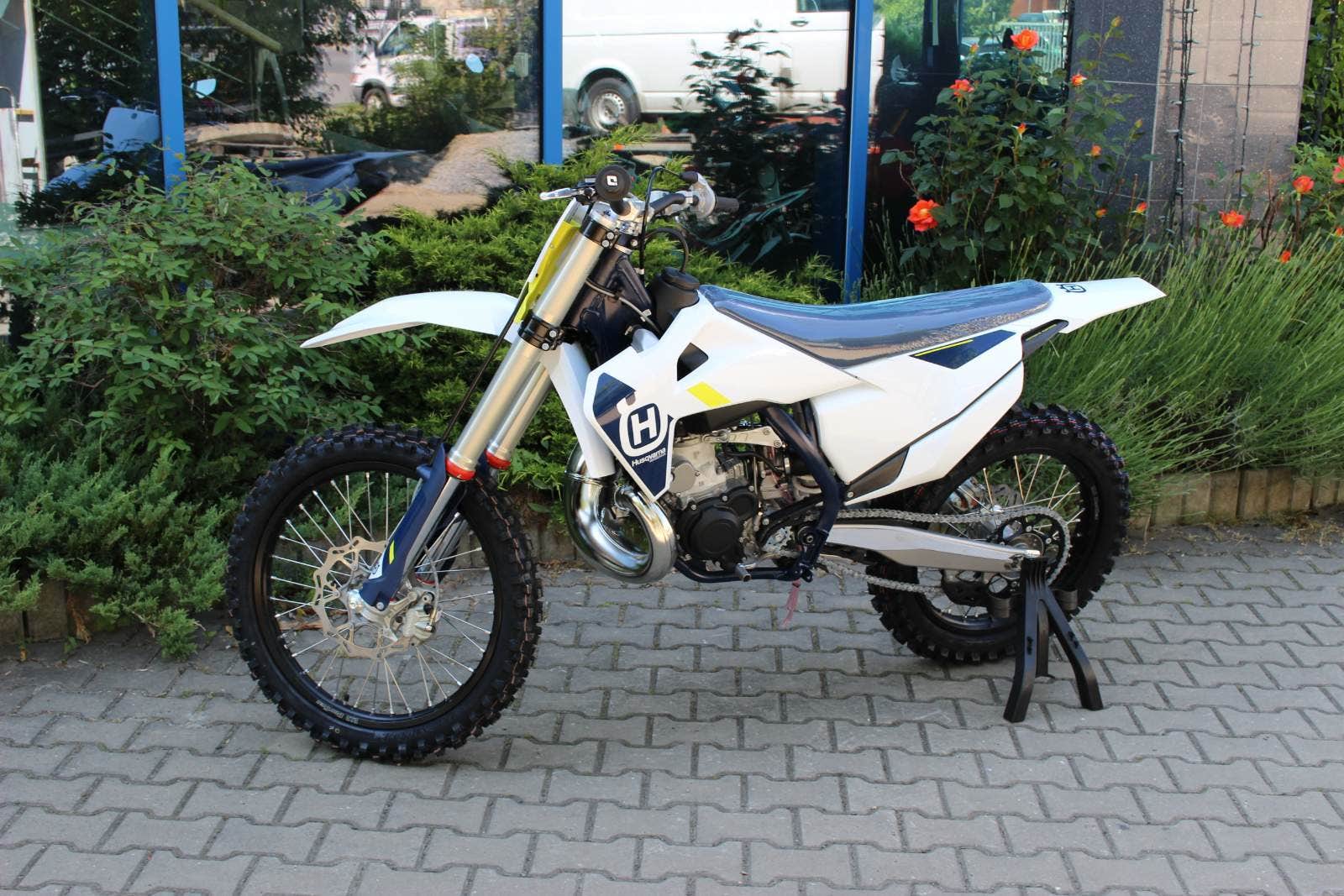 Husqvarna TC 250 2022 (NOVÁ, 2022), 195.000 Kč - TipMoto.com