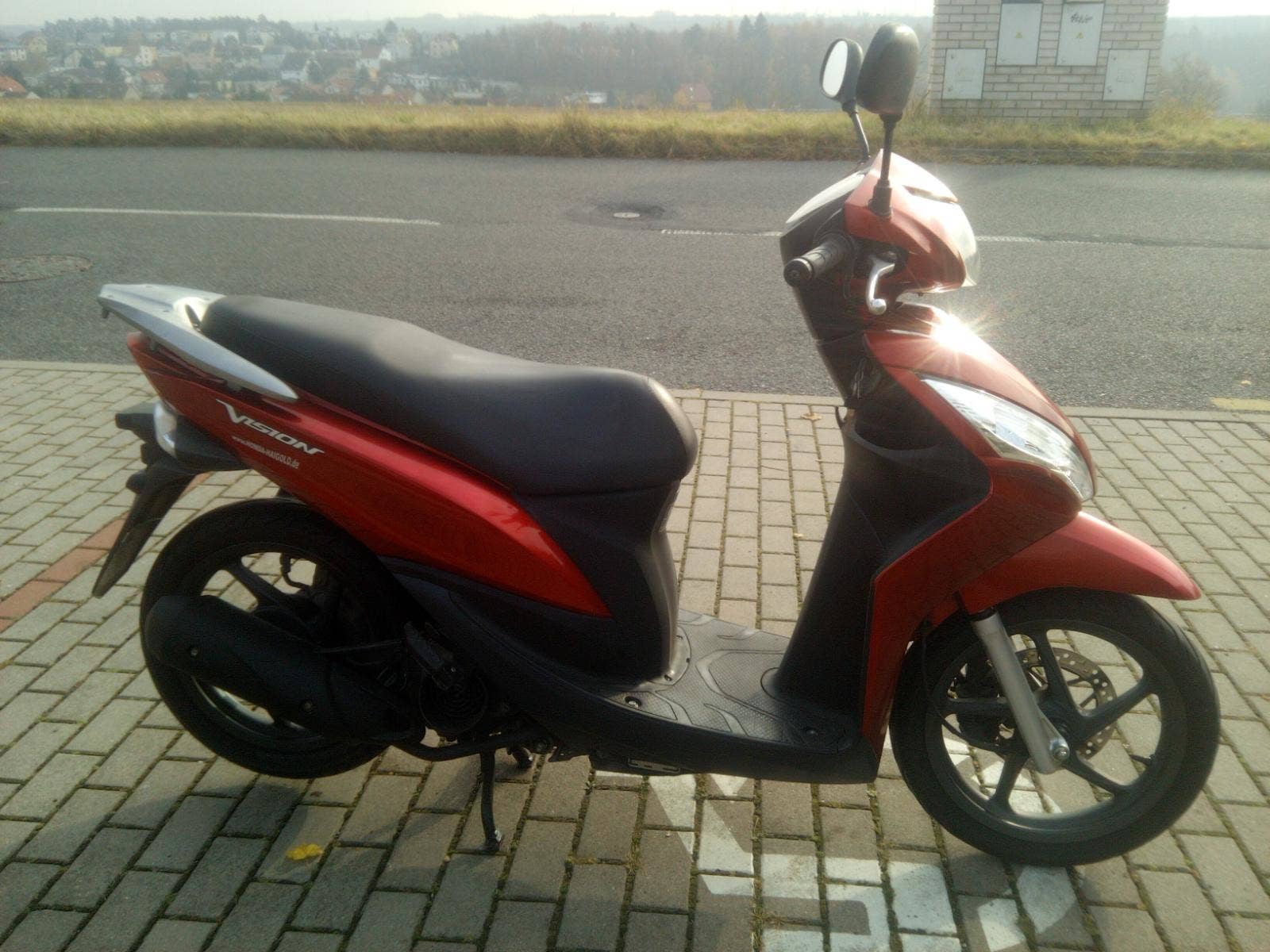 Honda NSC 110 Vision (2012), 29.000 Kč - TipMoto.com