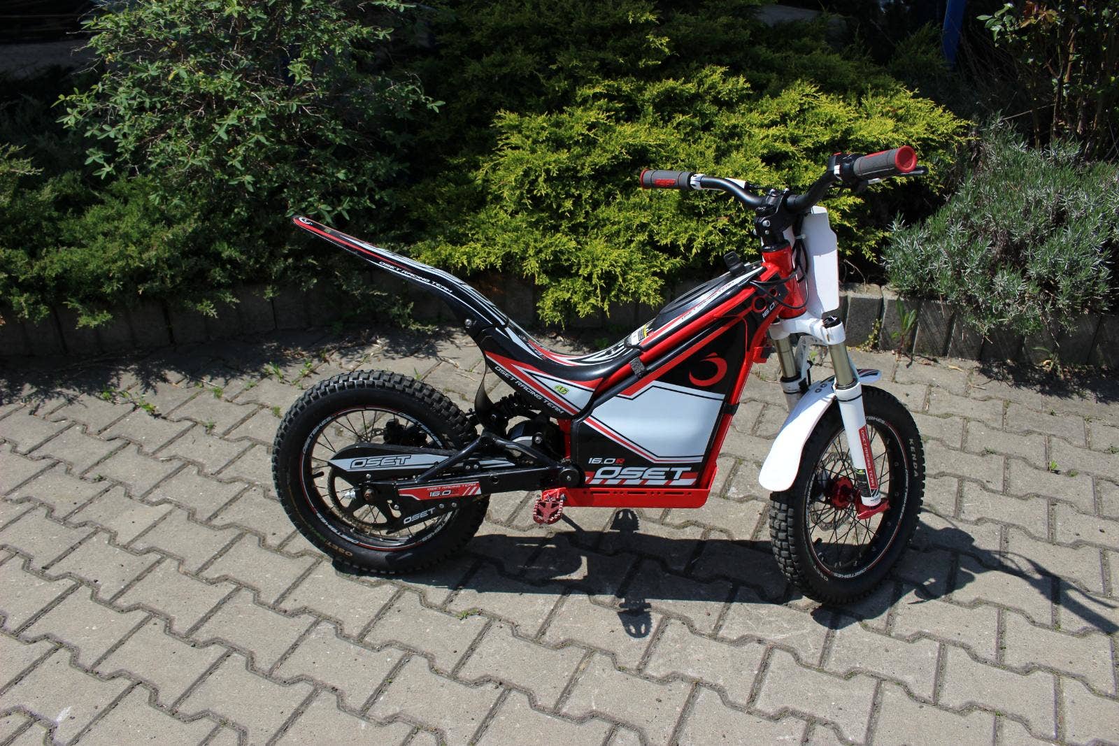 Oset 16.0R 36V Zánovní (NOVÁ, 2016), 39.900 Kč - TipMoto.com