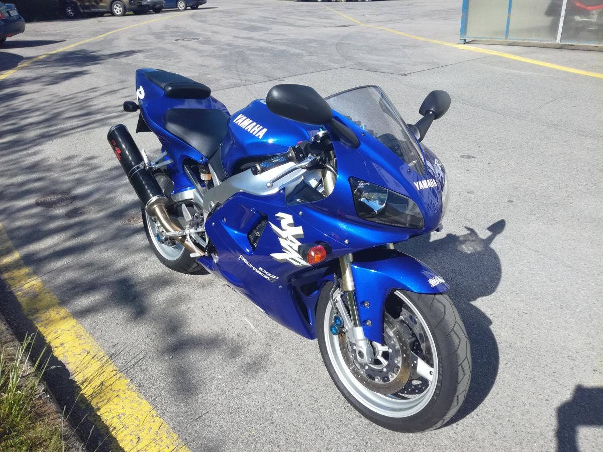 Yamaha YZF-R1 (1998), 300.000 Kč - TipMoto.com