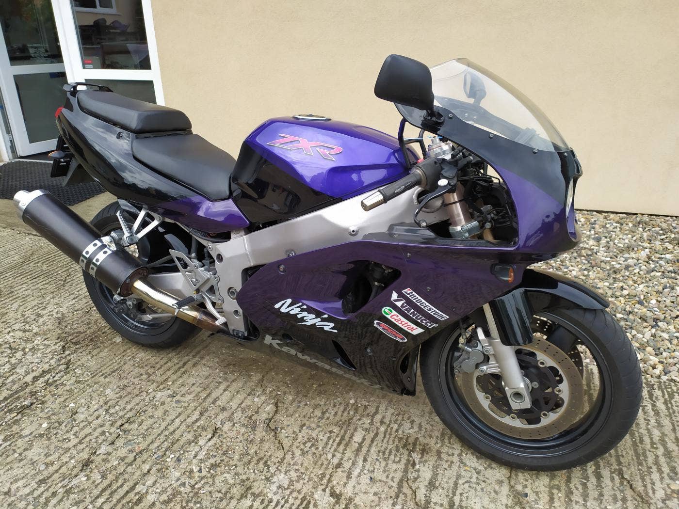 Kawasaki ZXR 750 L (1995), 59.000 Kč - TipMoto.com