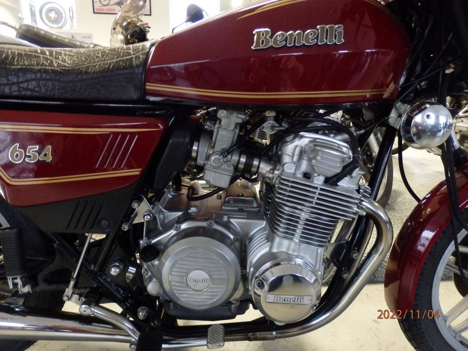 Benelli 654 (1986), 89.000 Kč - TipMoto.com