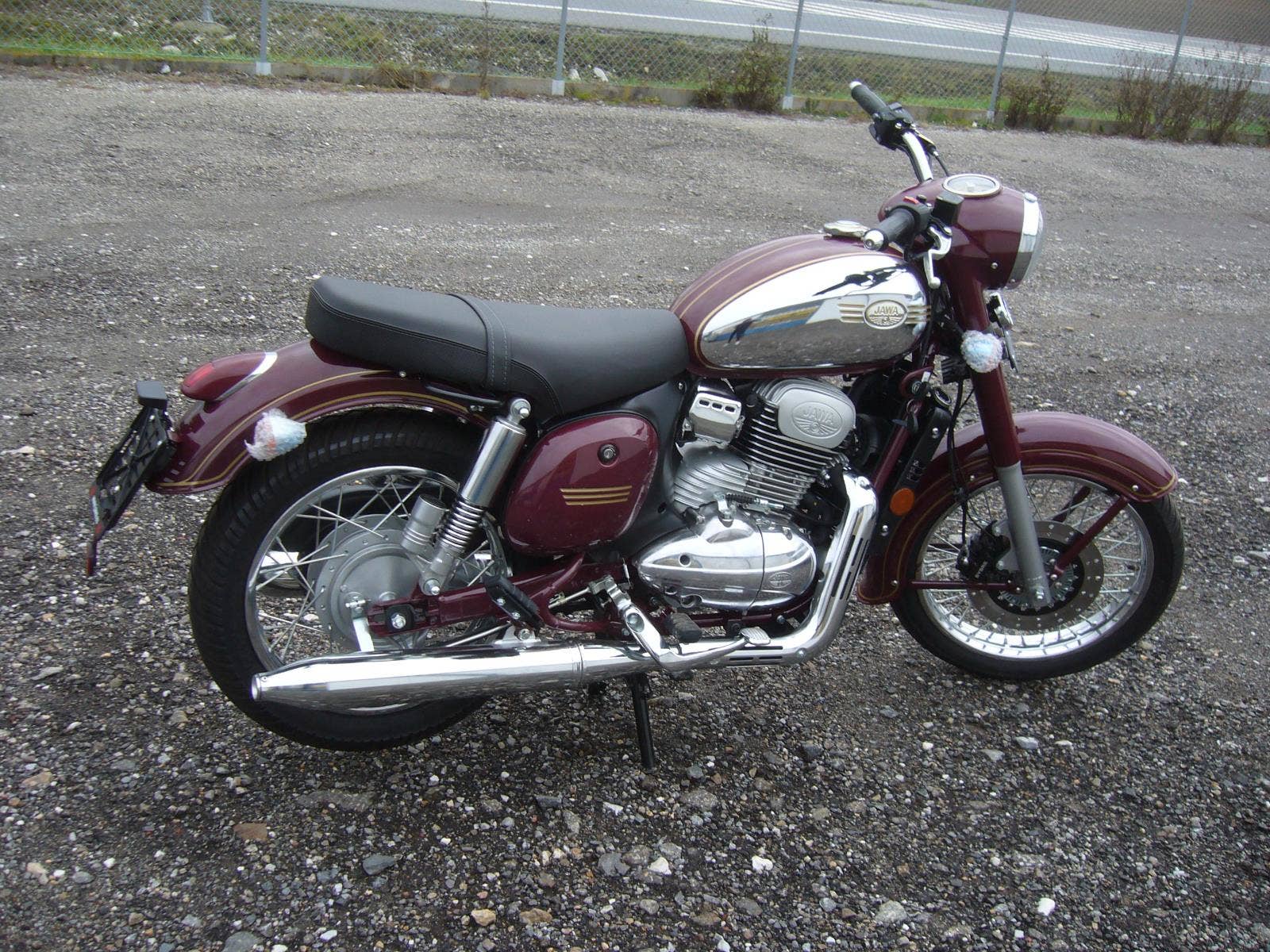 Jawa CL 300 KÝVAČKA (NOVÁ, 2025), 129.700 Kč - TipMoto.com