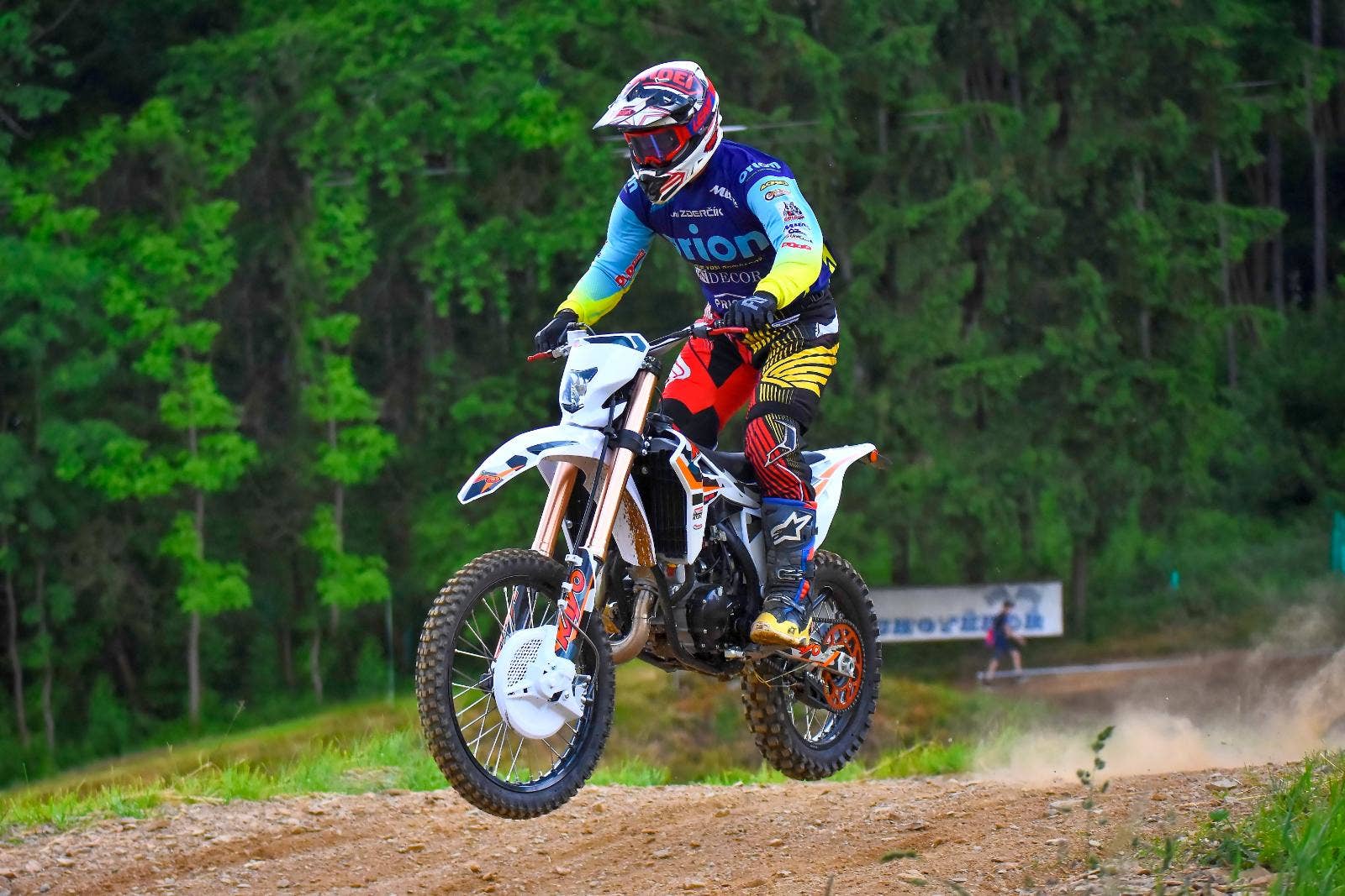 Kayo KT250 (NOVÁ, 2021), 90.000 Kč - TipMoto.com