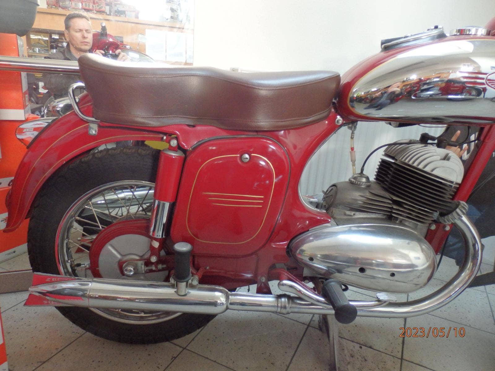 Jawa 350/354 Kývačka (1958), 125.000 Kč - TipMoto.com