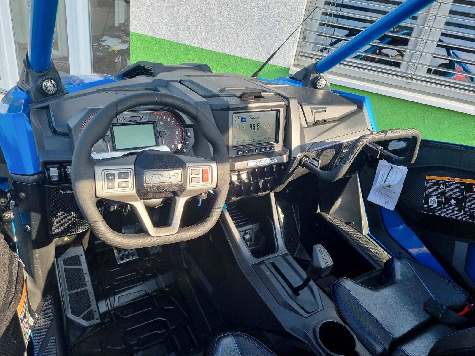 Polaris RZR R 2,0 225Hp Troy Lee SPZ (NOVÁ, 2023), 1.309.990 Kč ...