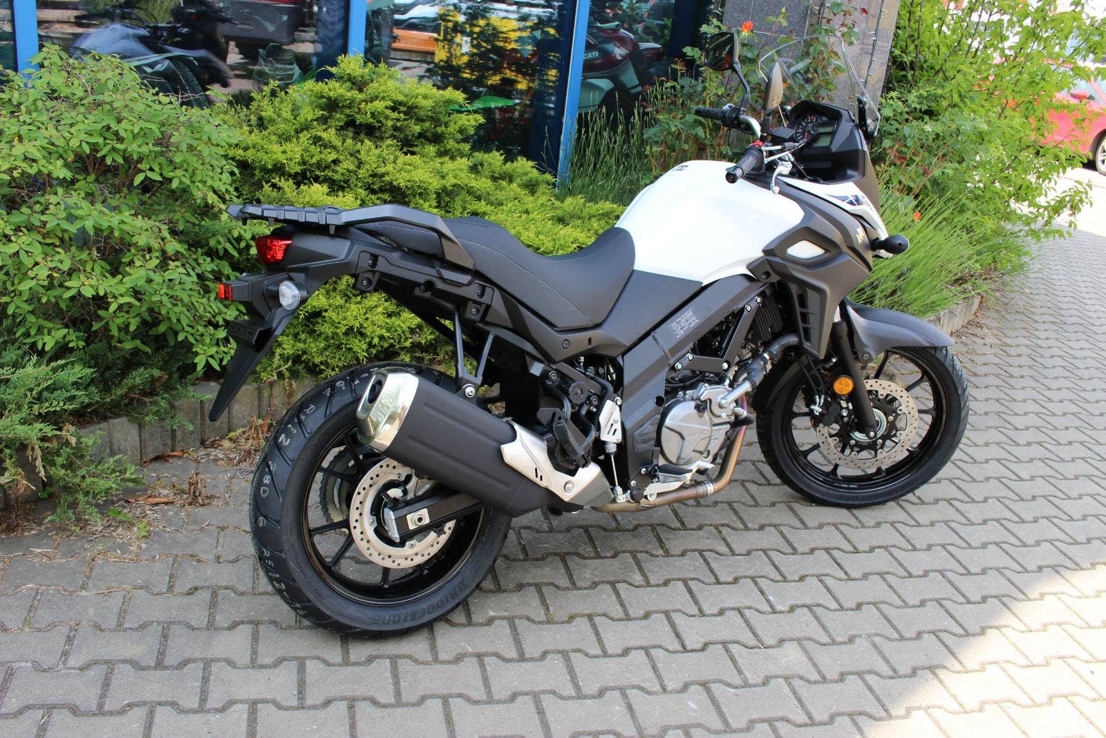 Suzuki DL 650 V-Strom 2023 SKLADEM AKCE NYNÍ (NOVÁ, 2023), 199.500 Kč ...