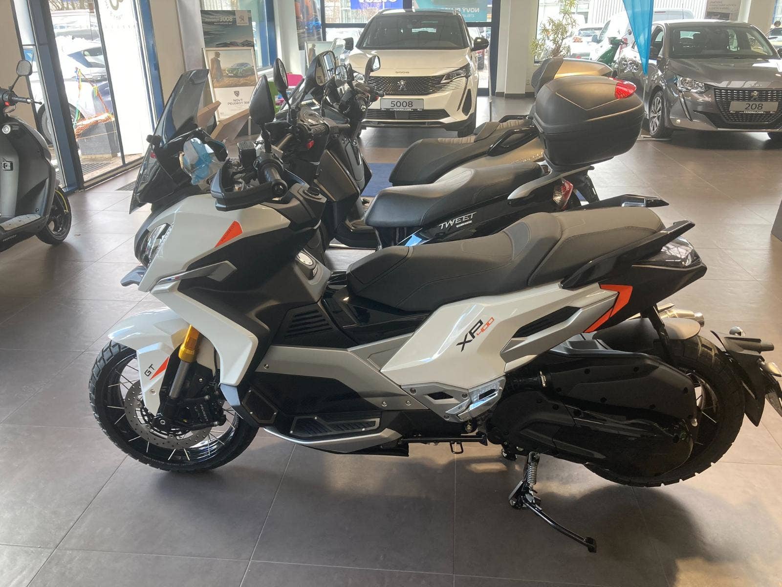 Peugeot XP 400 GT (NOVÁ, 2024), 204.500 Kč - TipMoto.com