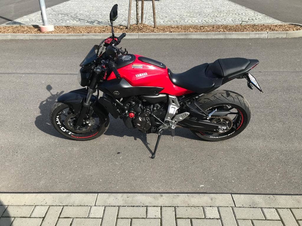 Yamaha MT-07 (2015), 134.990 Kč - TipMoto.com