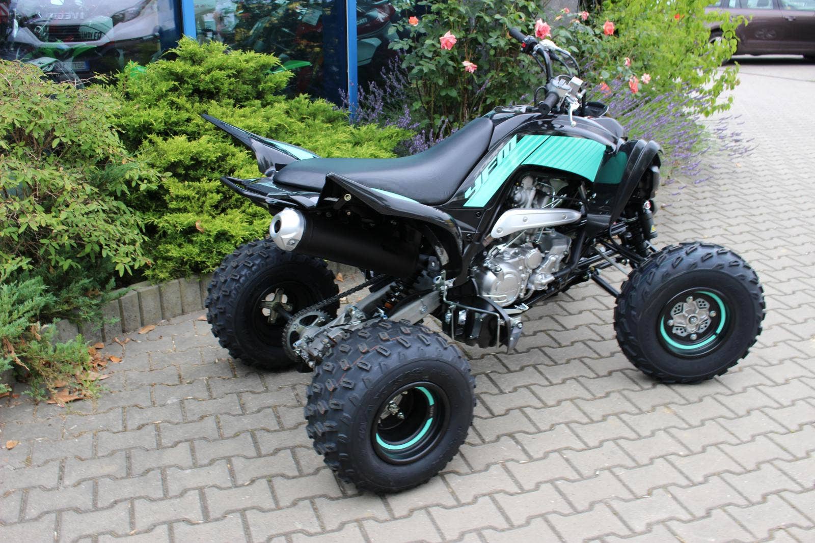 Yamaha YFM 700 R Raptor 2025 SE (NOVÁ, 2025), 299.900 Kč - TipMoto.com