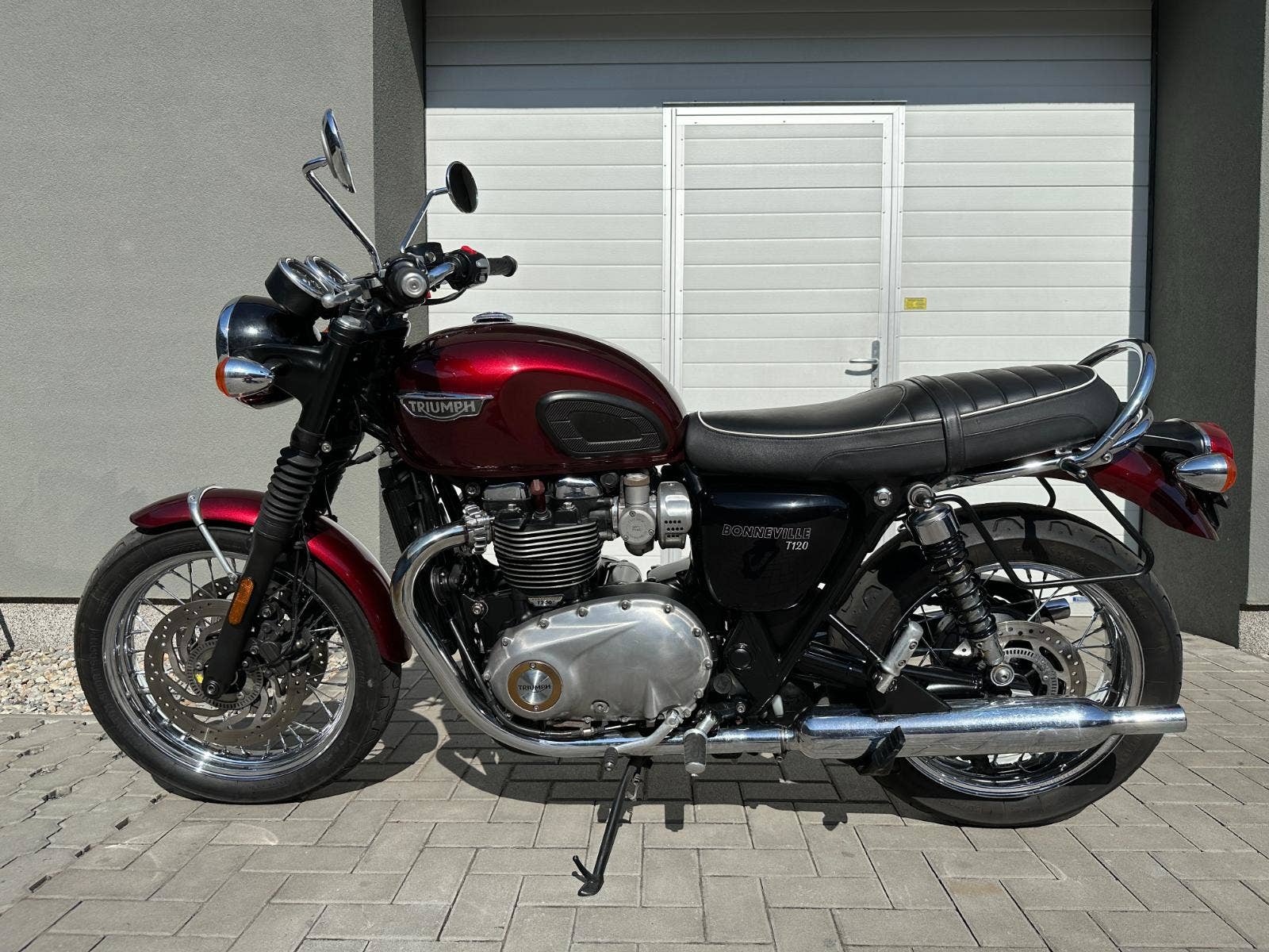 Triumph Bonneville (2017), 162.000 Kč - TipMoto.com