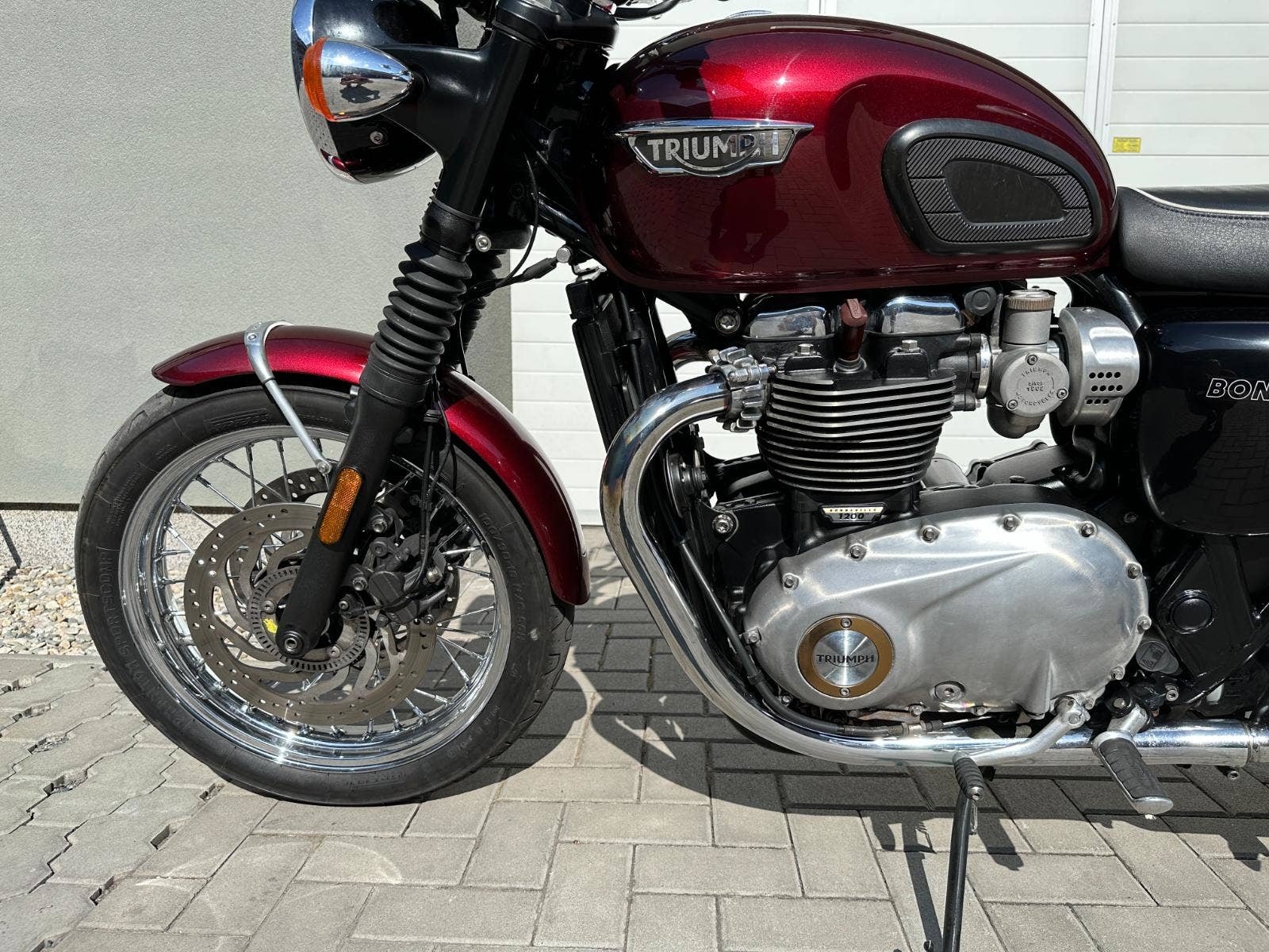Triumph Bonneville (2017), 162.000 Kč - TipMoto.com