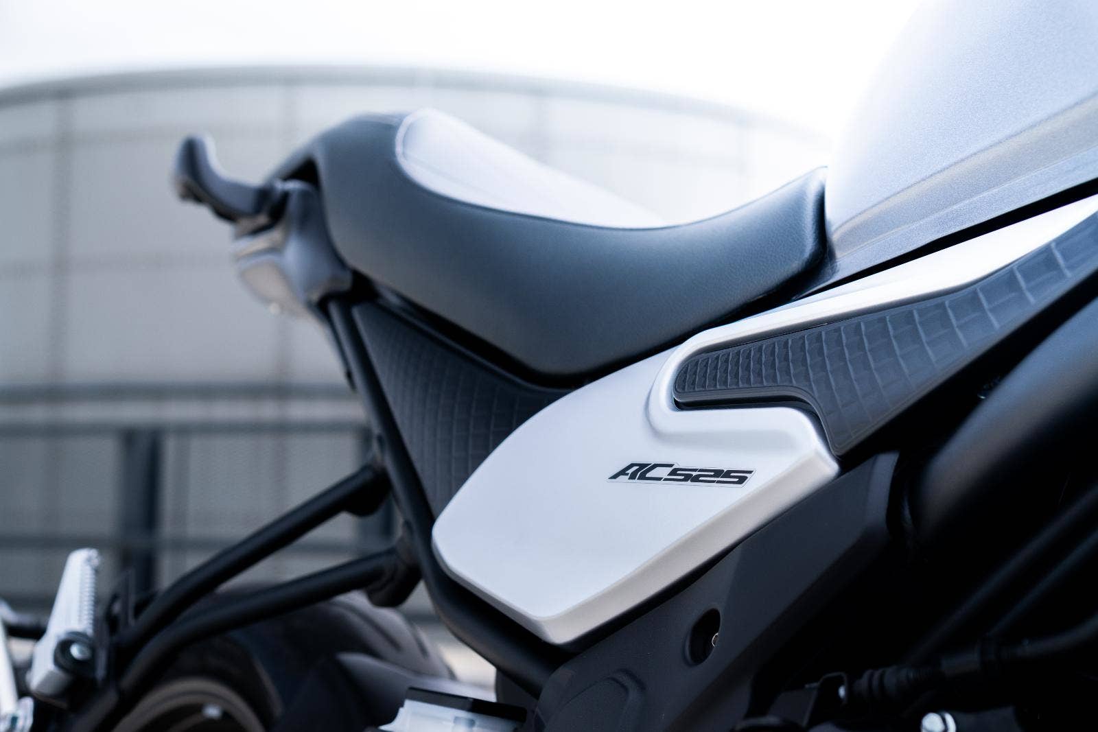 Voge 525AC (NOVÁ, 2023), 139.990 Kč - TipMoto.com