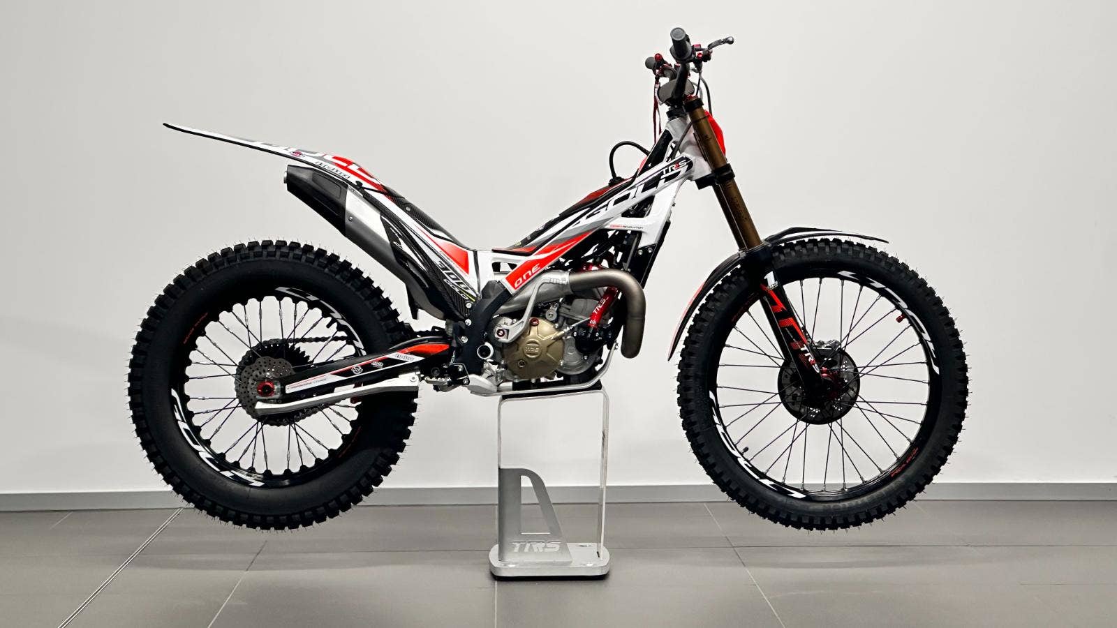 TRS GOLD 300 model 2023 (2023), 157.000 Kč - TipMoto.com