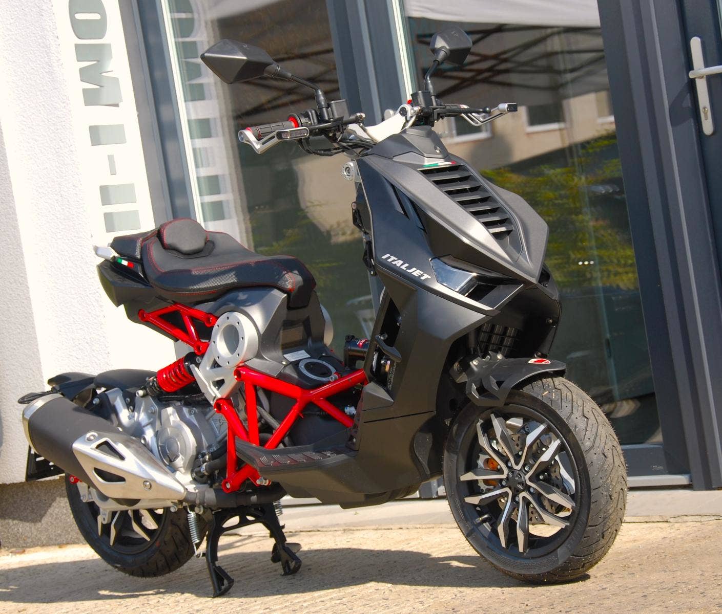 Italjet Dragster 125 - AKCE, dárek ZDARMA (NOVÁ, 2025), 119.990 Kč ...