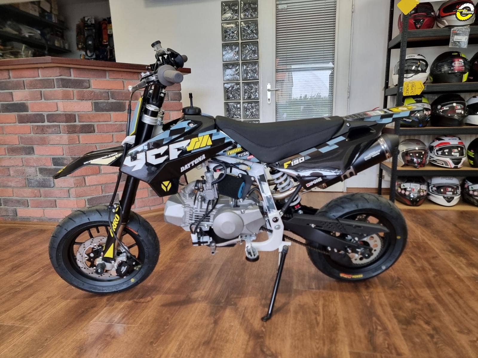 YCF SM F190 (NOVÁ, 2022), 89.490 Kč - TipMoto.com