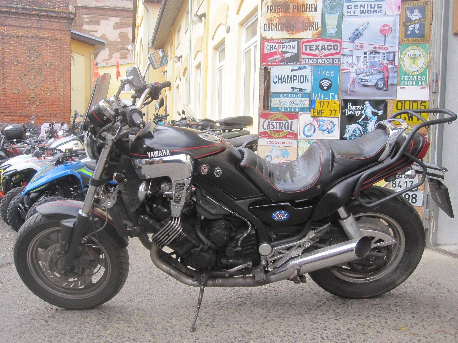 Yamaha FZX 750 (1987), 44.000 Kč - TipMoto.com