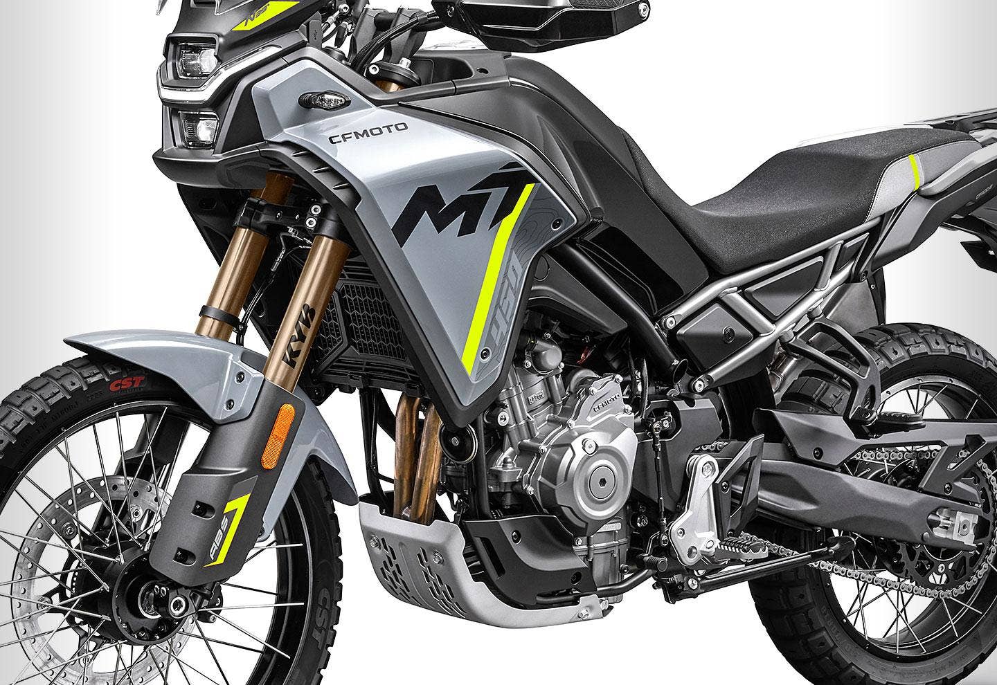 CFMOTO 450 MT-R SUPER CENA + SPORTOVNÍ SÁNÍ ZDARMA (NOVÁ, 2025), 153. ...
