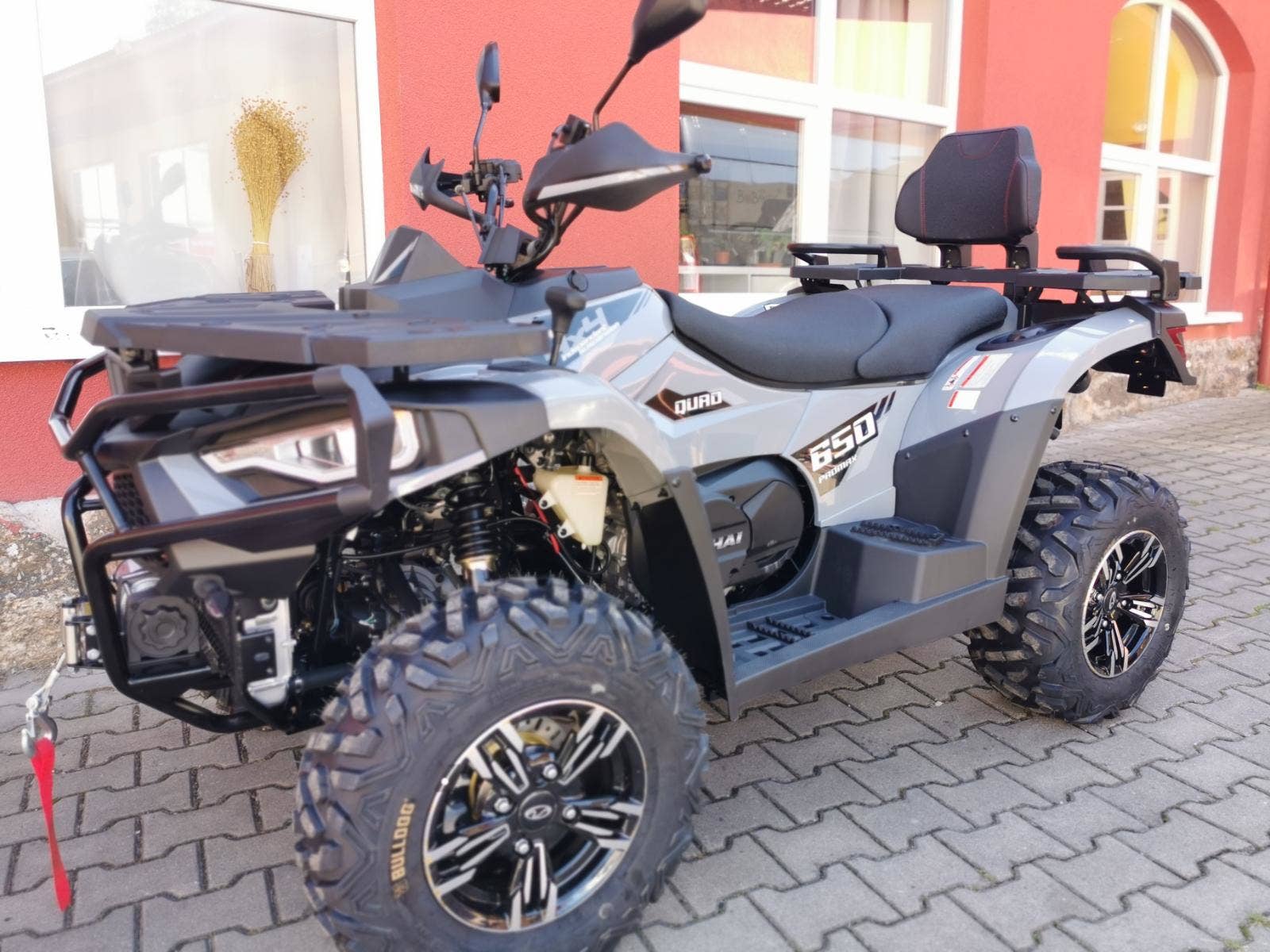 Linhai 650L PROMAX 4X4 EPS SKLADEM (NOVÁ, 2024), 164.990 Kč - TipMoto.com