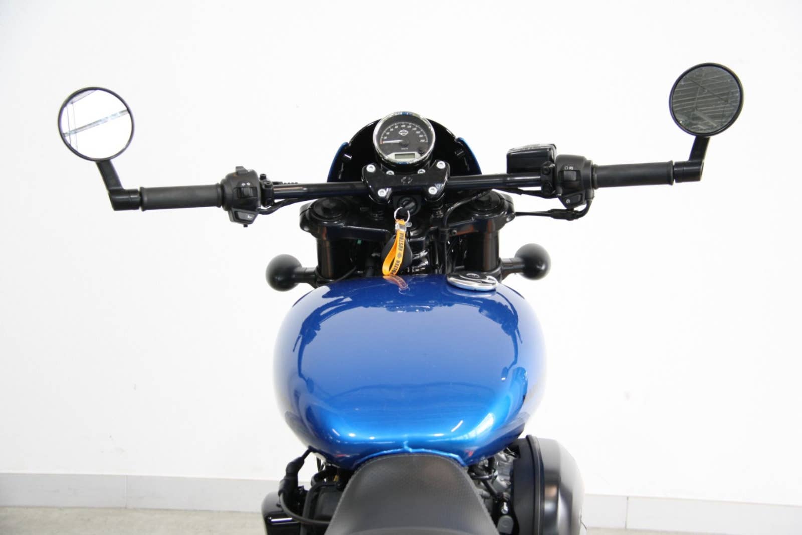 Harley-Davidson XG750A Street Rod (2018), 149.000 Kč - TipMoto.com