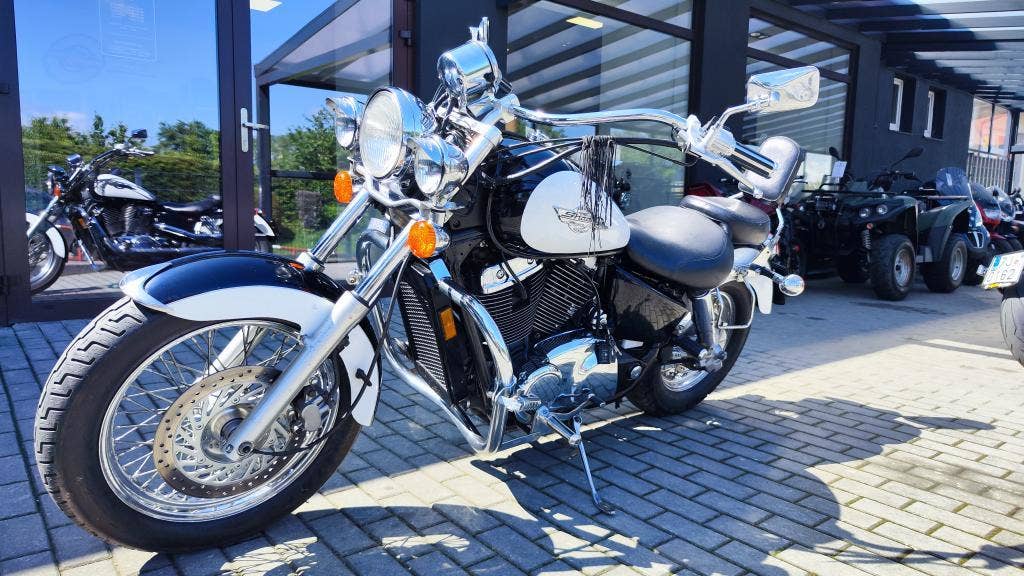 Honda VT 1100 C2 Shadow (1996), 109.990 Kč - TipMoto.com