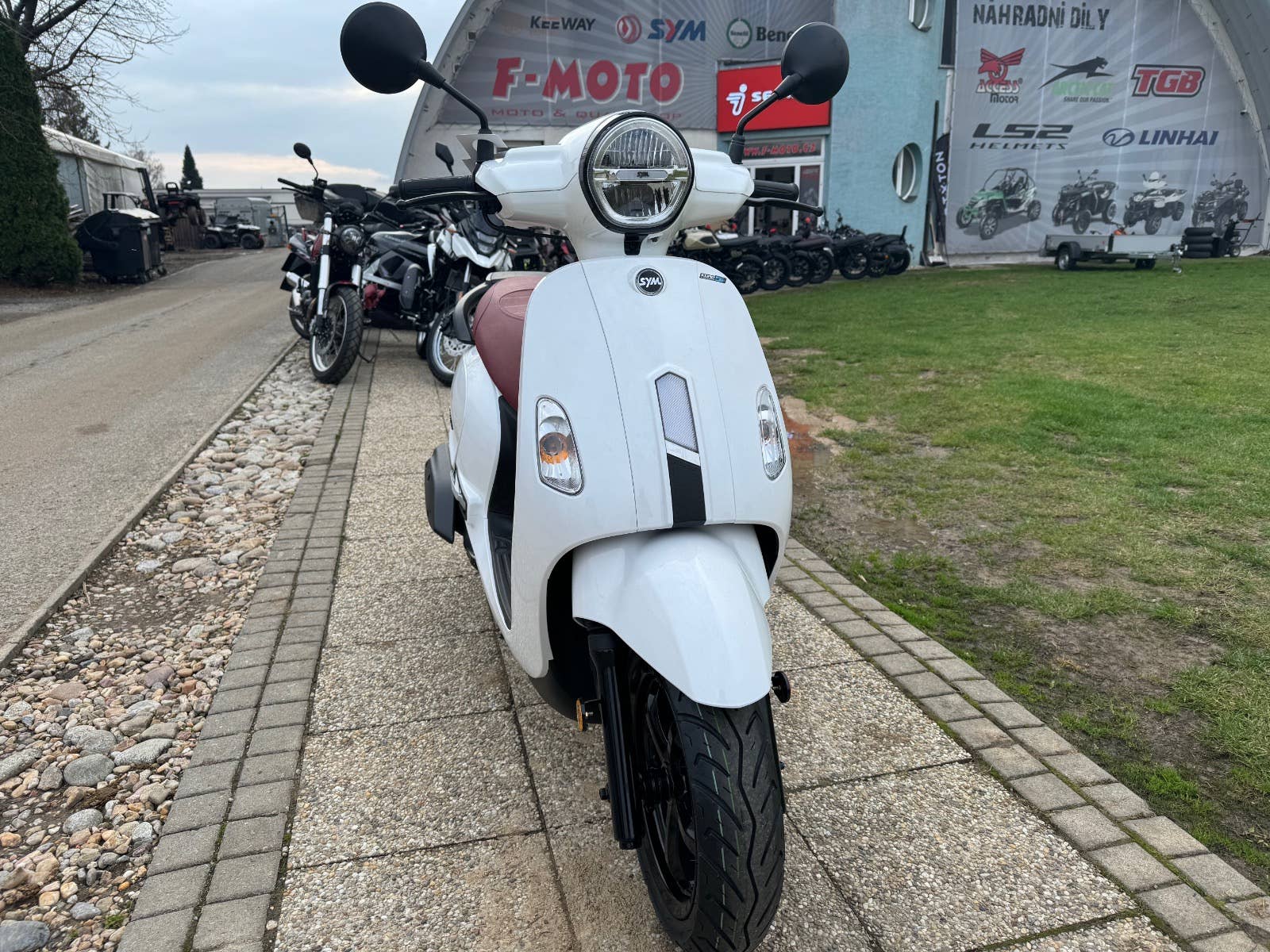 Sym Fiddle III 125 (NOVÁ, 2024), 64.990 Kč - TipMoto.com