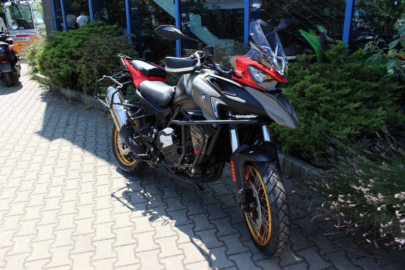 QJ Motor SRT 800 SX SKLADEM 2024- modelSLEVA (NOVÁ, 2024), 204.900 Kč ...