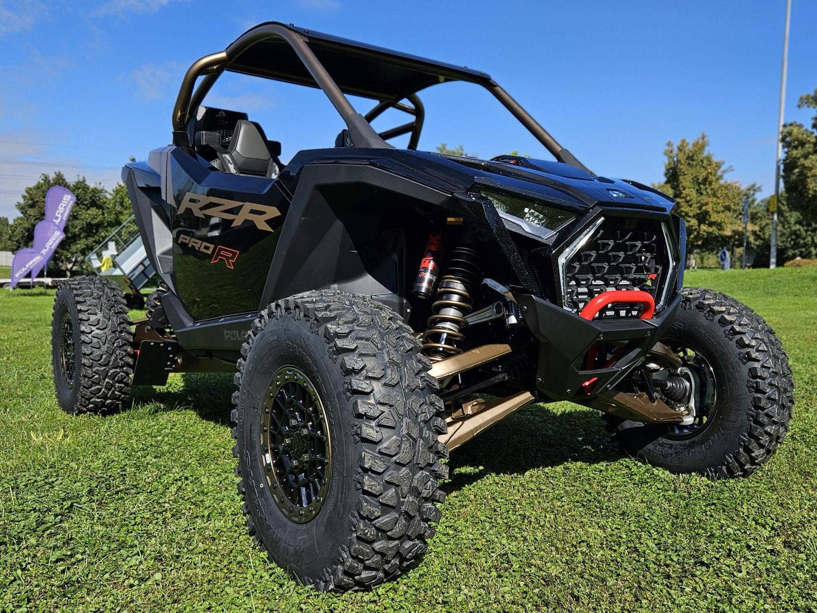 Polaris RZR PRO R MY2025 Ultimate SPZ (NOVÁ, 2024), 1.319.990 Kč ...