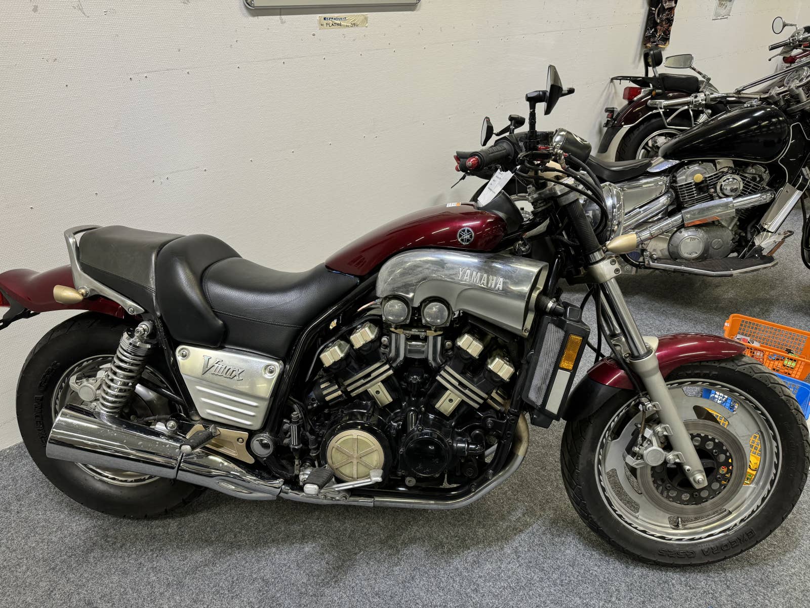 Yamaha V-Max VMX 1200 - TipMoto.com