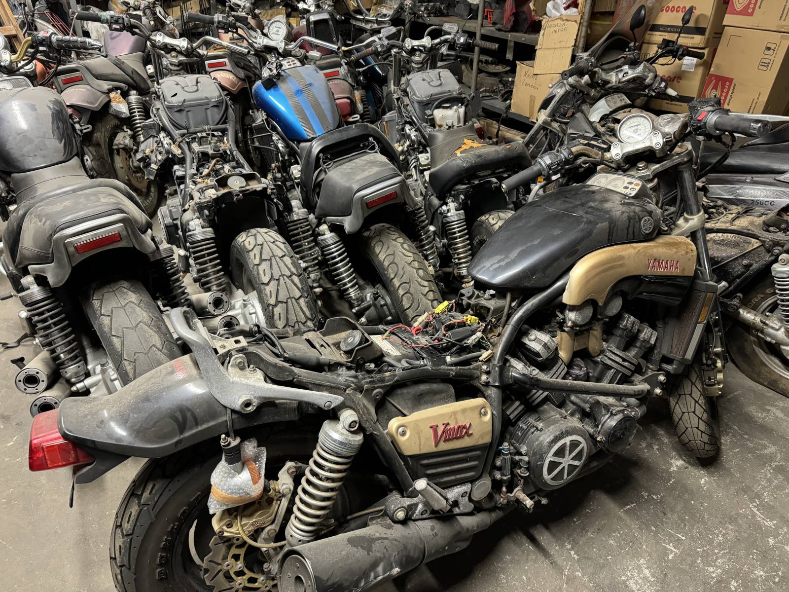 Yamaha V-Max VMX 1200 - TipMoto.com