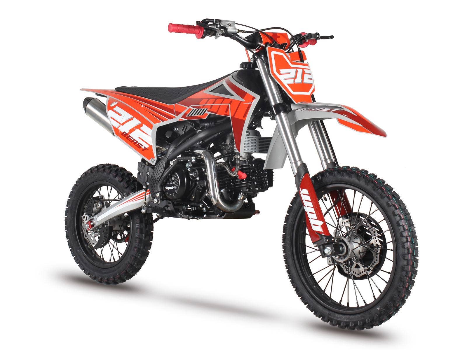 Stomp WPB Beast 212 (NOVÁ, 2025), 58.990 Kč - TipMoto.com