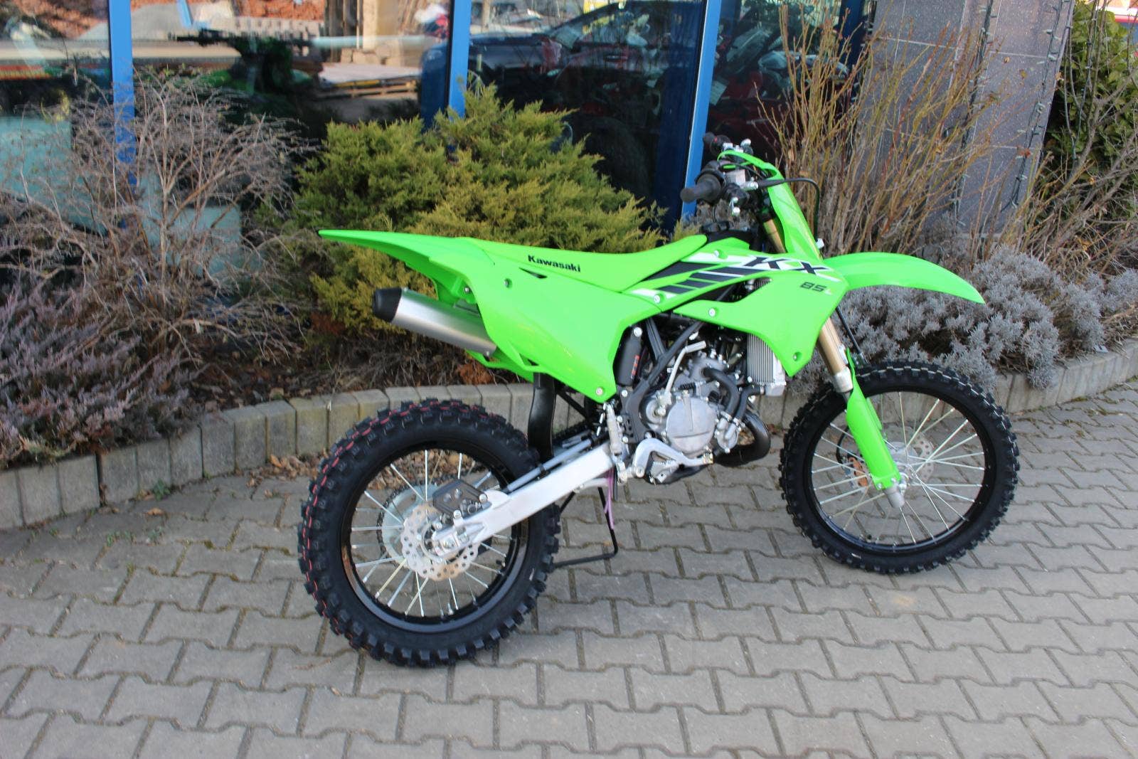 Kawasaki KX 85-II L 2025 (NOVÁ, 2025), 128.900 Kč - TipMoto.com