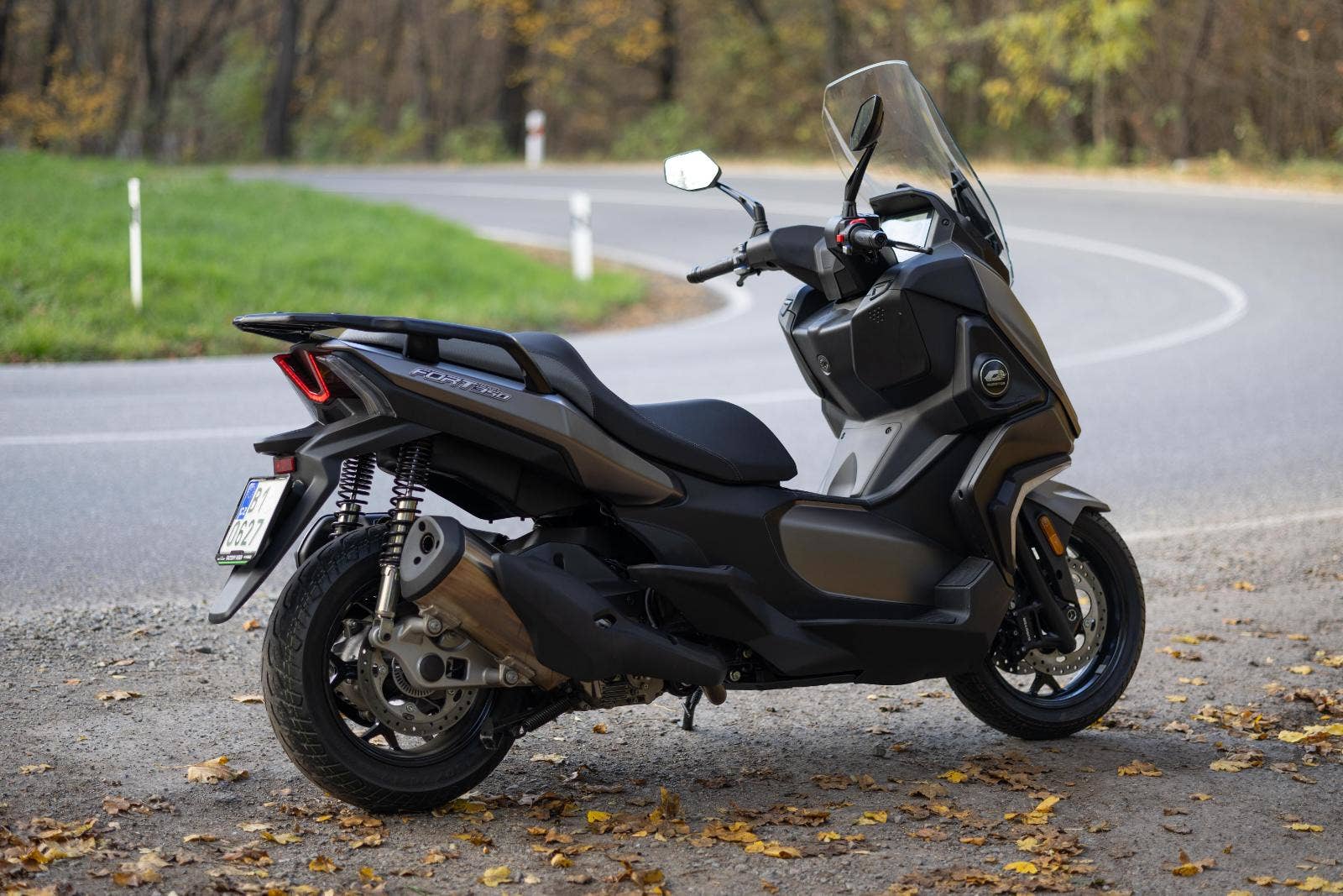 QJ Motor Fort 350 4.0 (NOVÁ, 2025), 134.900 Kč - TipMoto.com