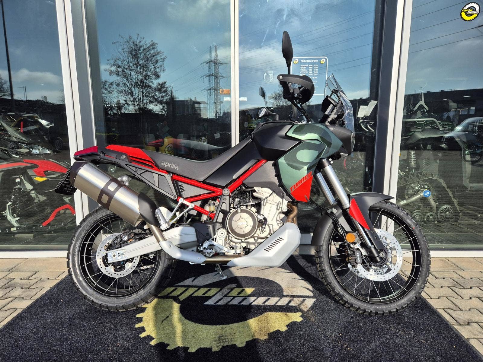 Aprilia Tuareg 660 E5+ (NOVÁ, 2026), 285.900 Kč - TipMoto.com
