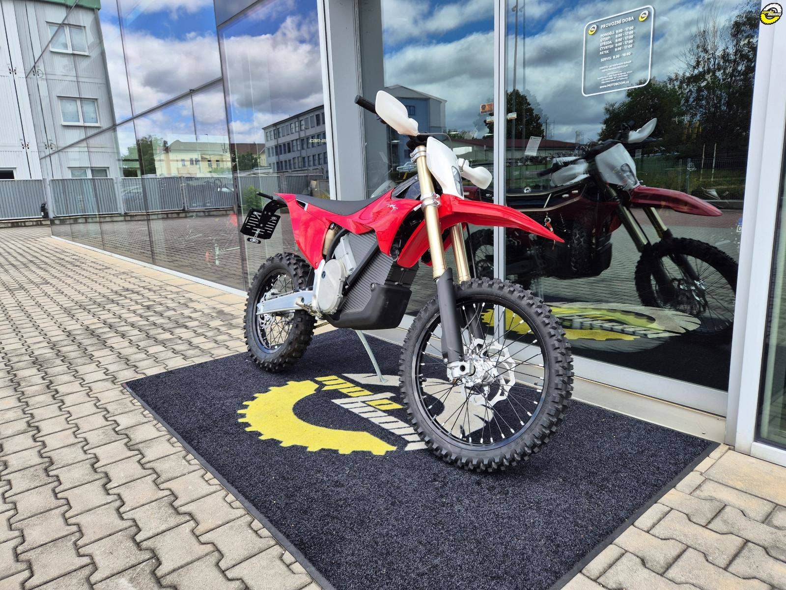 Stark Varg EX 80 HP (NOVÁ, 2025), 347.500 Kč - TipMoto.com