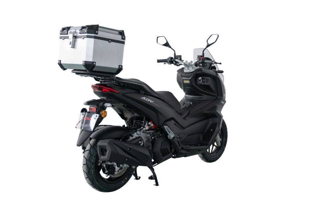 Linhai SCOOTER BUCK 125 ADV E5 (NOVÁ, 2025), 74.990 Kč - TipMoto.com