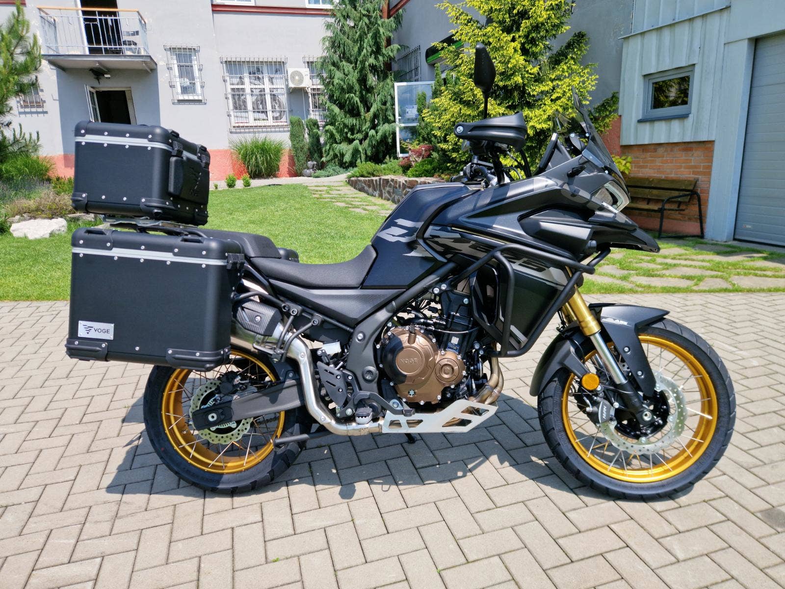 Voge 625DSX Adventure Black 2025 (NOVÁ, 2025), 204.990 Kč - TipMoto.com
