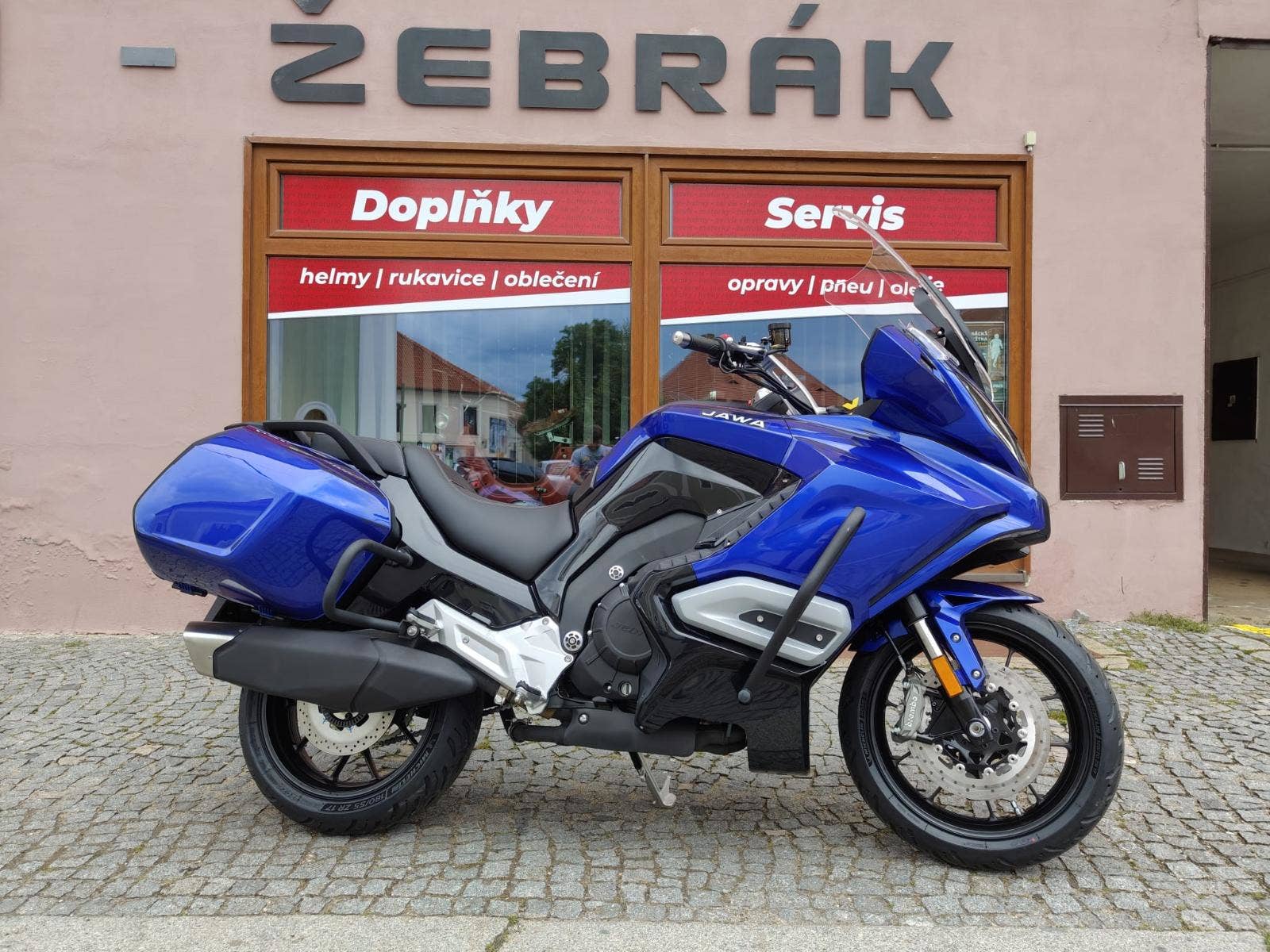 Jawa JD 750 Touring by Jawa (NOVÁ, 2025), 239.990 Kč - TipMoto.com