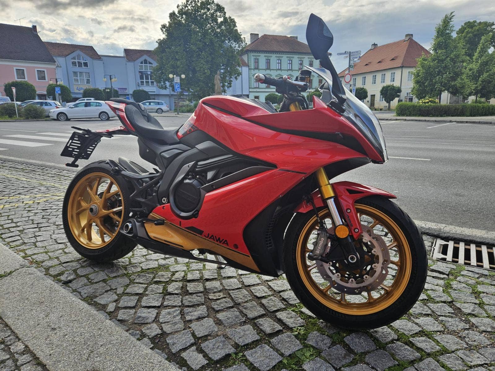 Jawa JD 750 Racing by Jawa (NOVÁ, 2025), 177.700 Kč - TipMoto.com