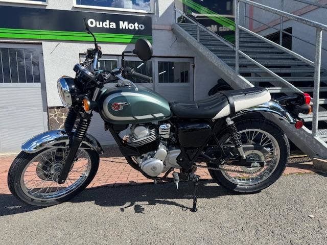 Kawasaki W 230 model 2026, skladem, 4 roky záruka (NOVÁ, 2026), 122.900 ...