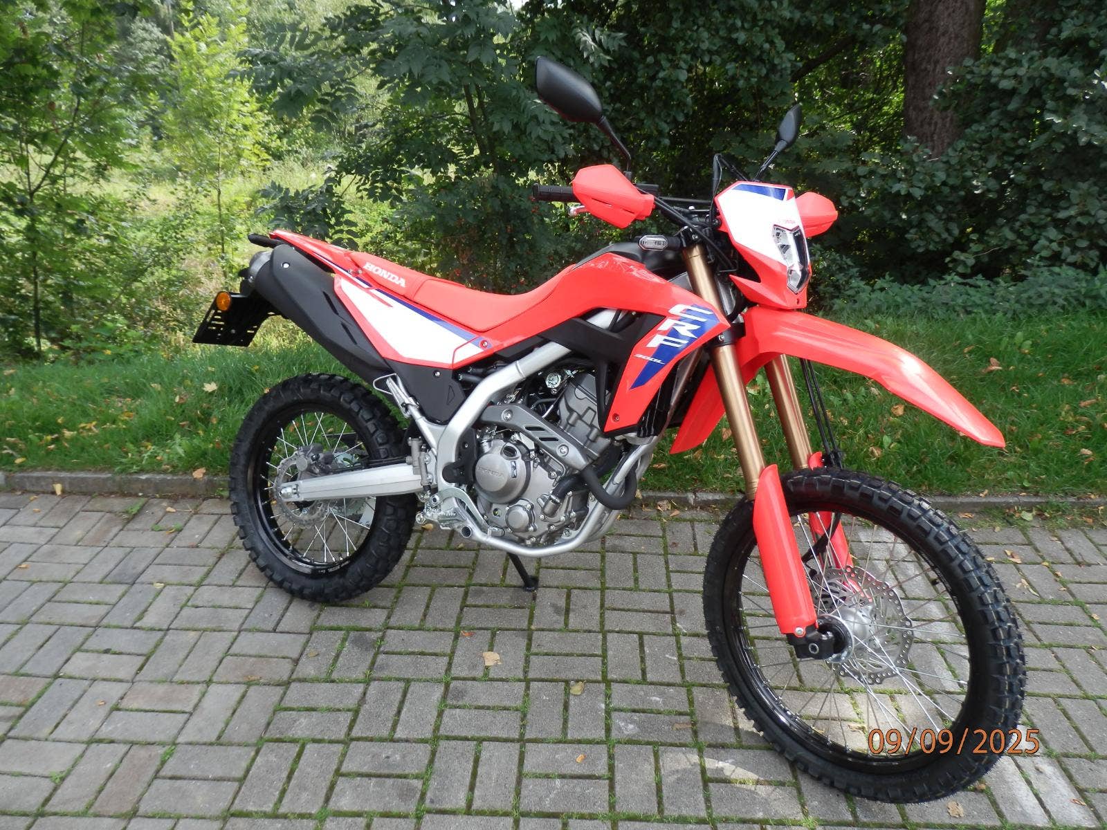 Honda CRF 300L (NOVÁ, 2025), 142.900 Kč - TipMoto.com
