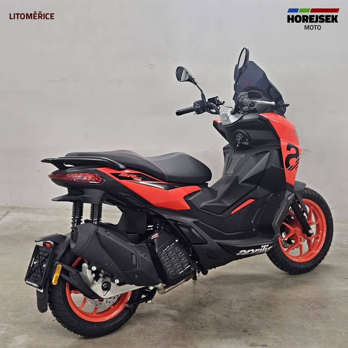 Aprilia SR GT 200 Sport - Red Raceway (NOVÁ, 2025), 109.900 Kč ...