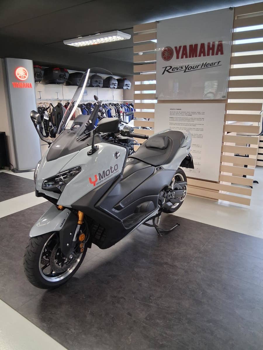 Yamaha T-Max Tech Max (2025), 339.990 Kč - TipMoto.com