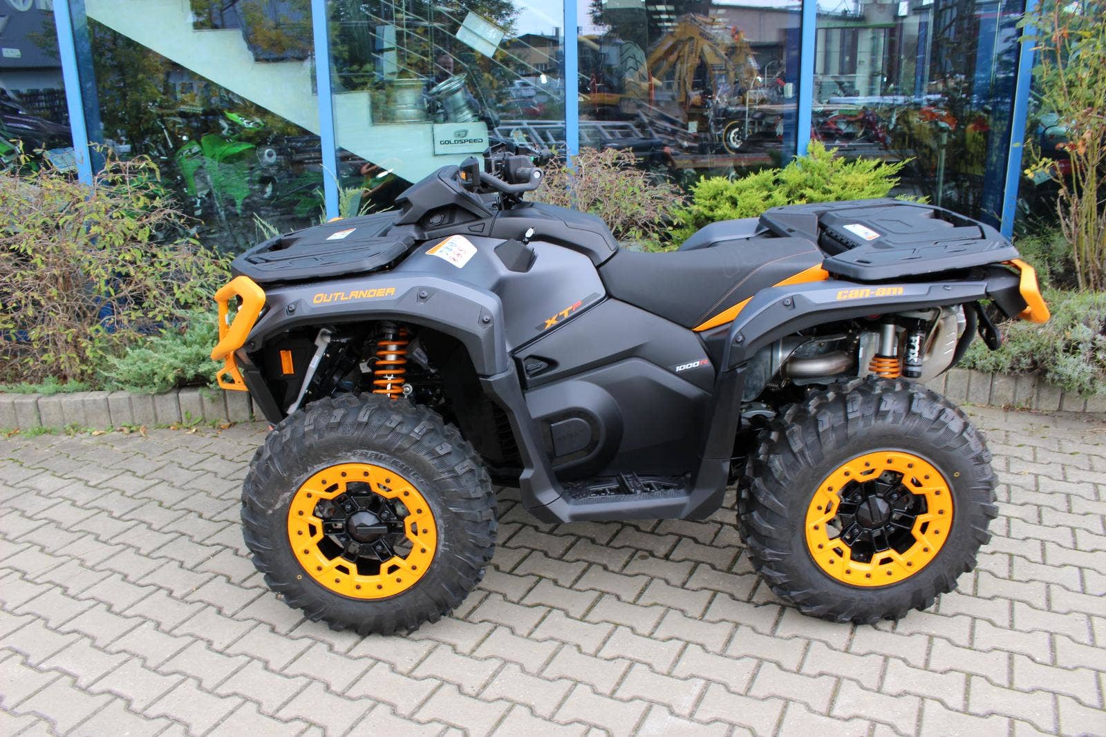 CAN-AM Outlander 1000R XT-P MY 25 750 km TOP CENA (2025), 459.000 Kč ...