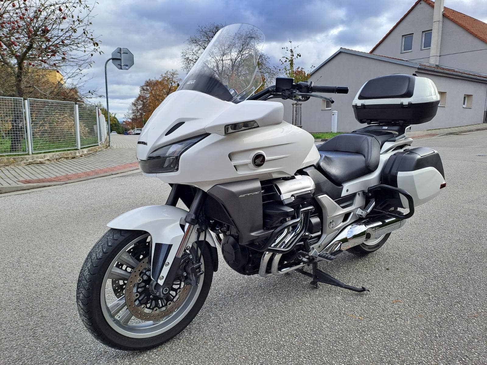 Honda CTX 1300 ABS Možné splátky (2015), 225.000 Kč - TipMoto.com
