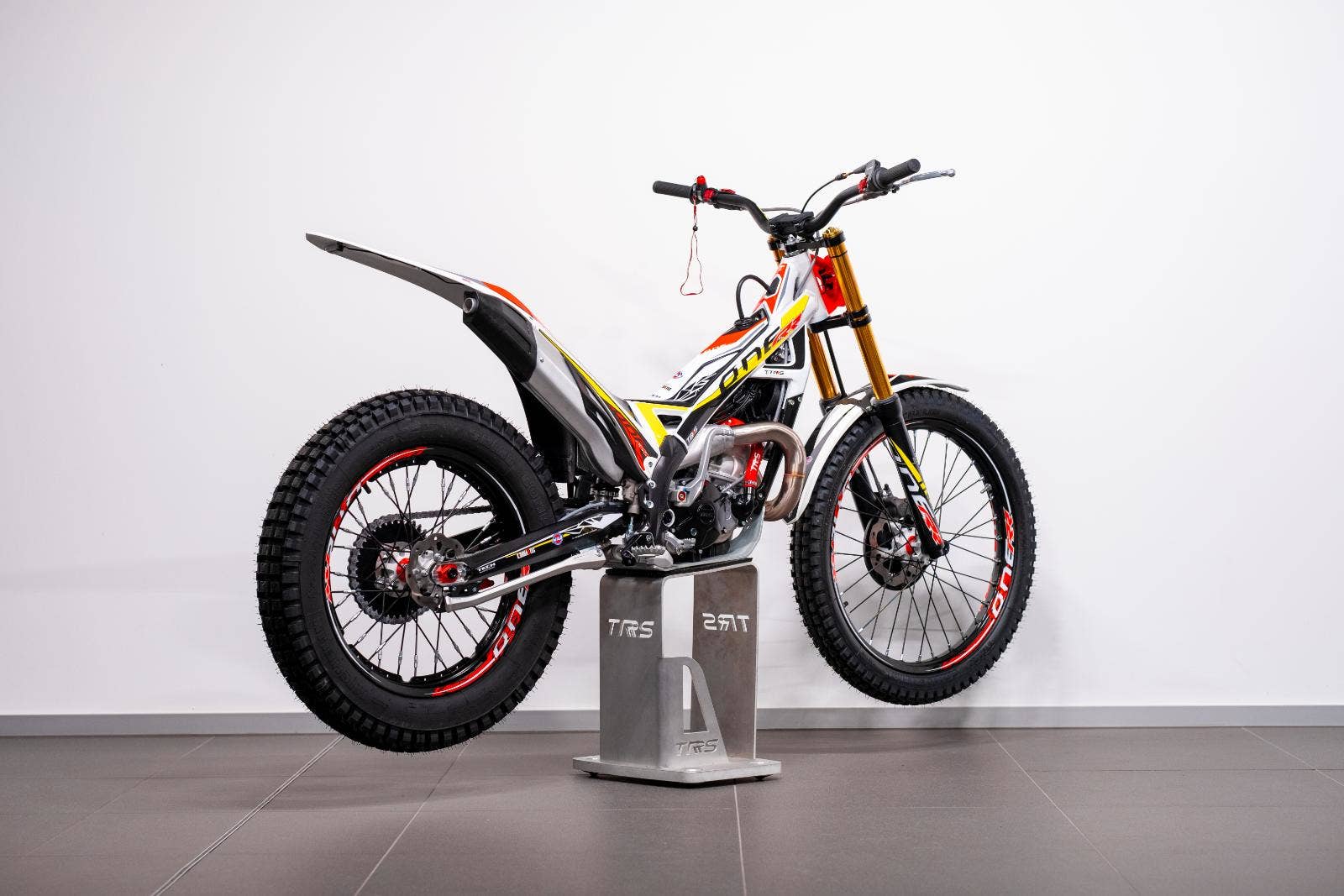 TRS TRRS ONE 125 / 250 / 300 RR model 2025 - Akce výprodej (NOVÁ, 2025 ...
