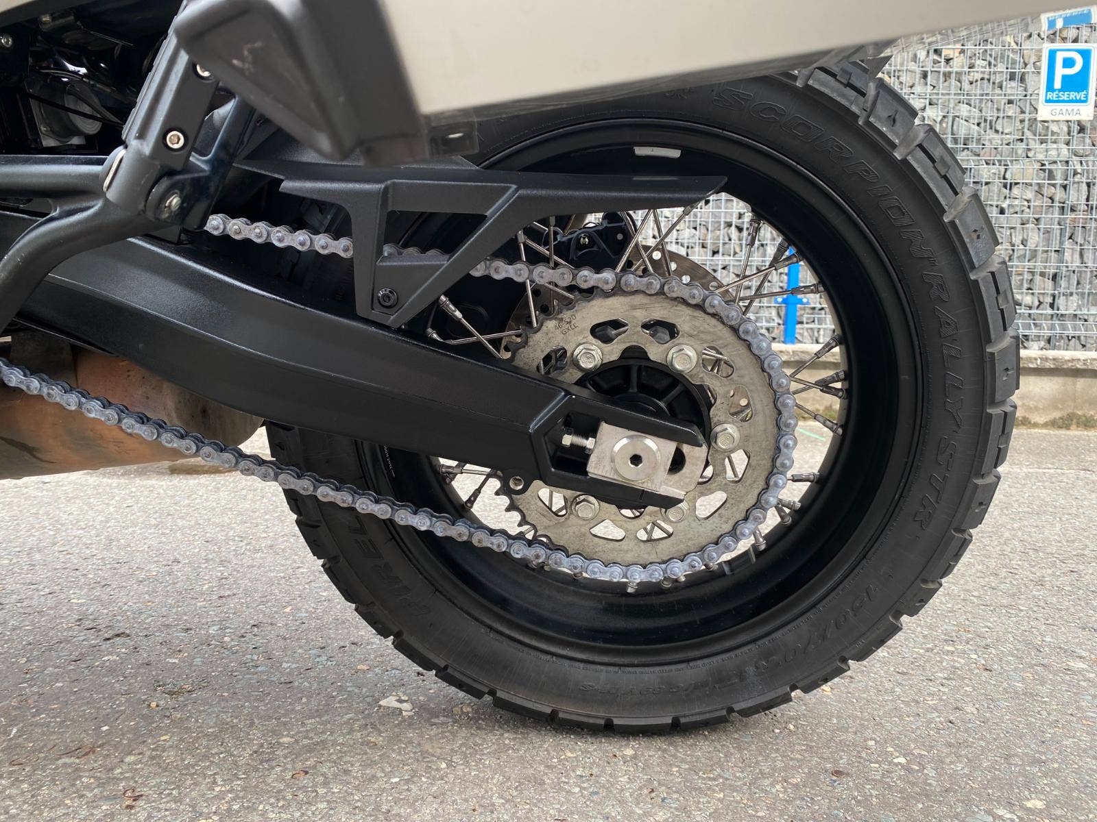 Moto Morini X-Cape 650 drátěná kola - skladem - vč. sady kufrů (2024 ...